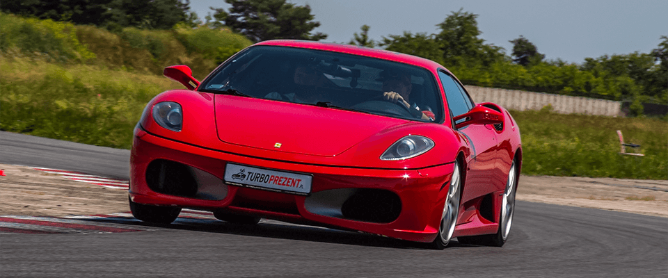 Jazda po torze Ferrari F430 | turboprezent.pl